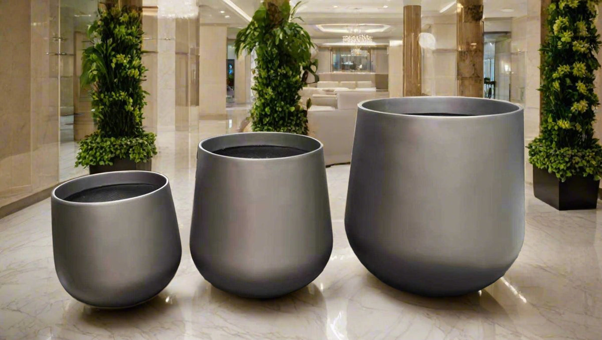 ALESSO Fiberglass Planter – Pots For Plants